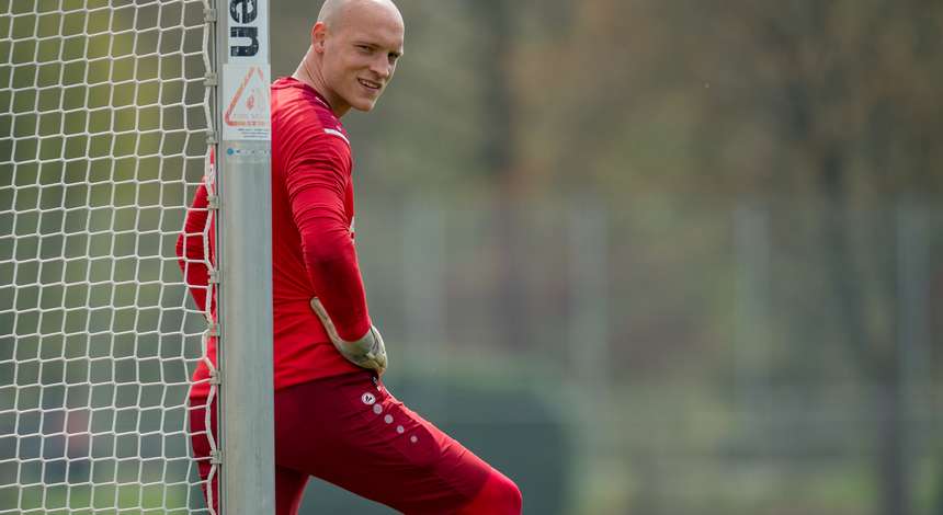 Niklas Lomb - Goalkeeper | Bayer 04