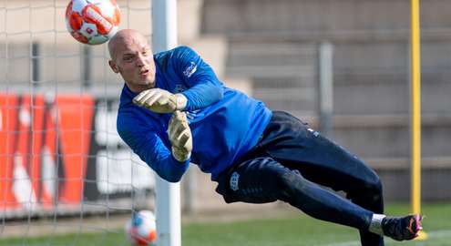 Niklas Lomb - Goalkeeper | Bayer 04