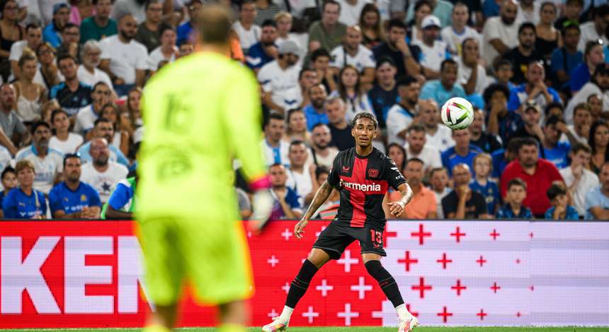 Arthur – Defence | Bayer 04