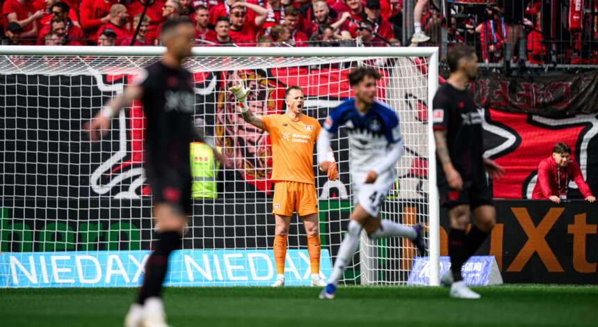 Mark Flekken – Goalkeeper | Bayer 04