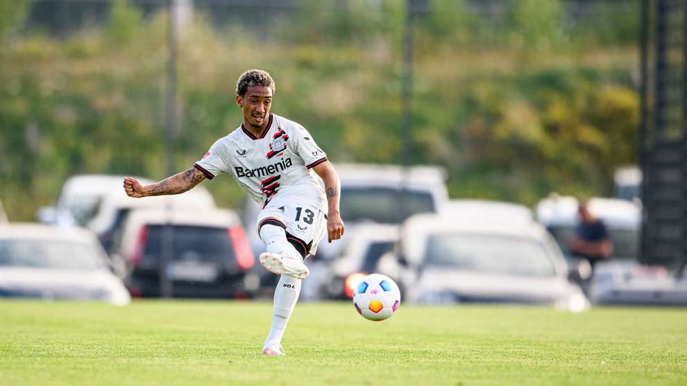 Arthur – Abwehr | Bayer 04