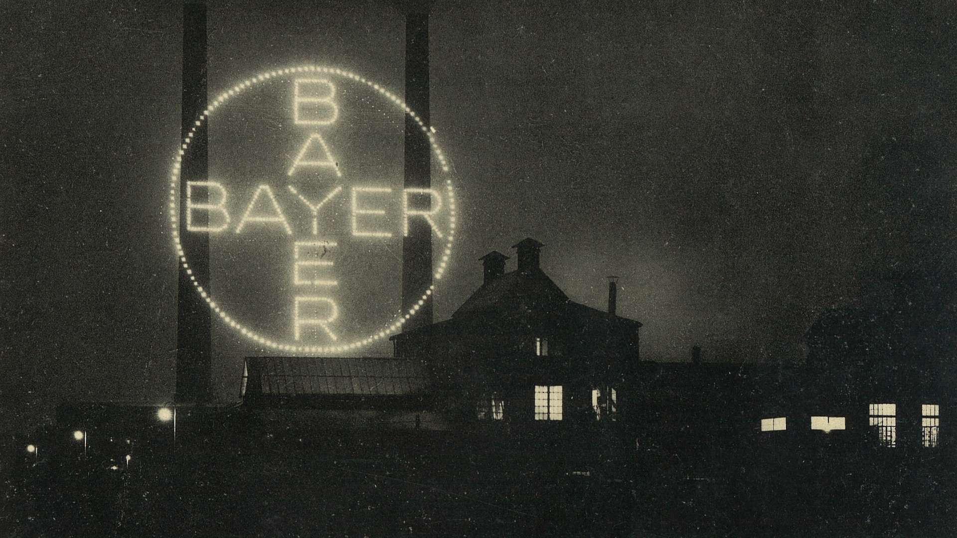 Miscellaneous: 65 years ago – The Bayer Cross shines again | Bayer04.de