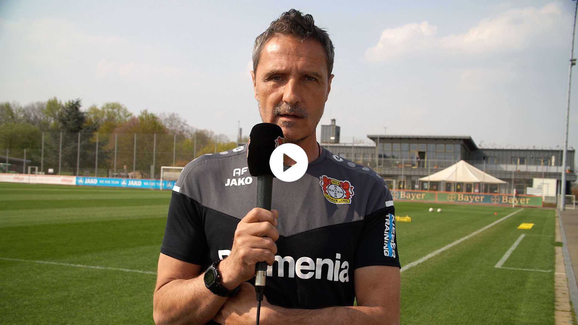 Feifel: „Freue mich, die Arbeit hier fortzusetzen“ | Bayer04.de