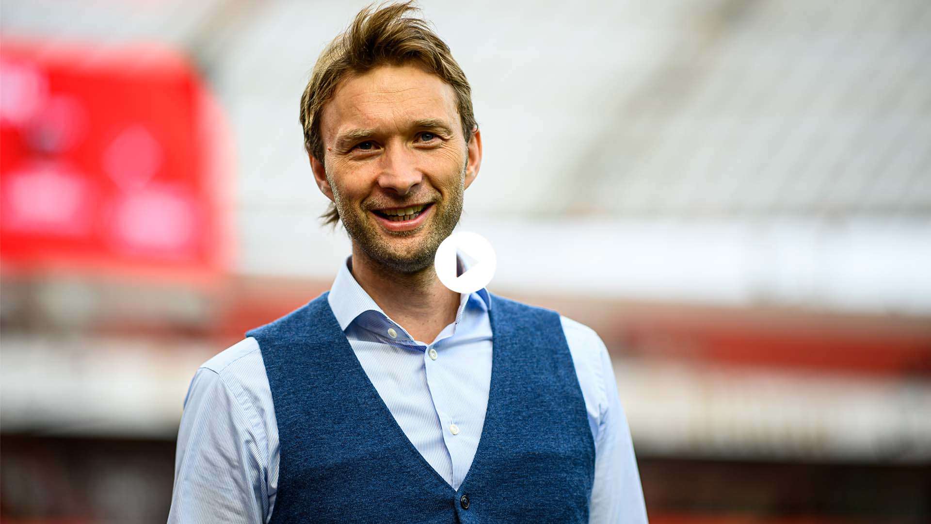 „Happy Birthday, Simon Rolfes“ | Bayer04.de