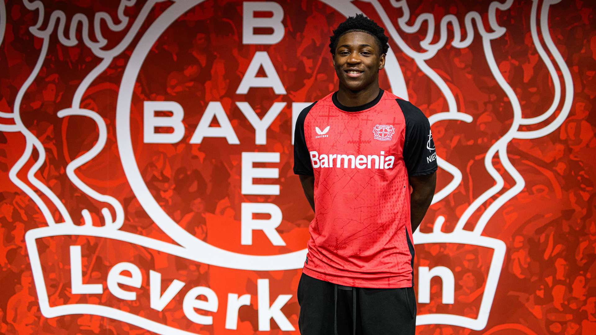 Nationalspieler Emmanuel Owen verstärkt Leverkusener U19 | Bayer04.de