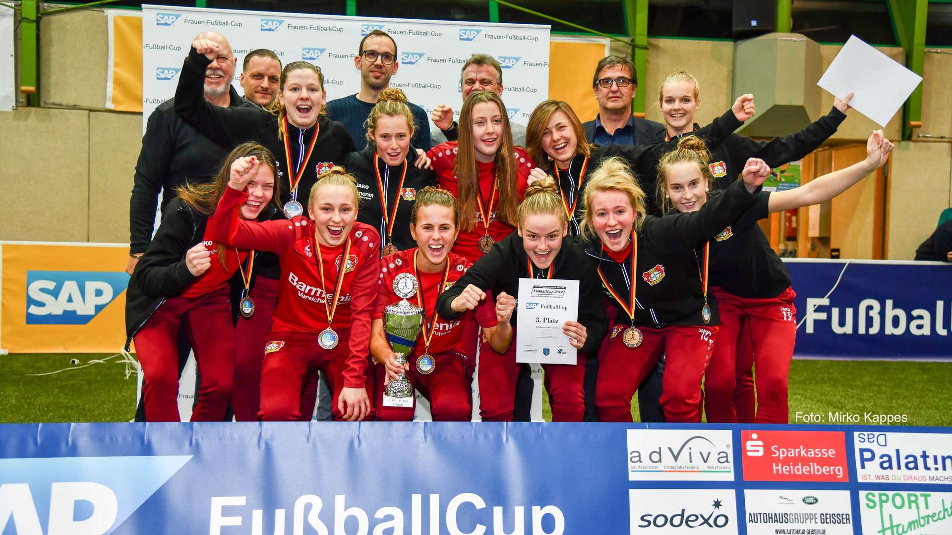 Frauen Dritter beim SAP-Cup | Bayer04.de