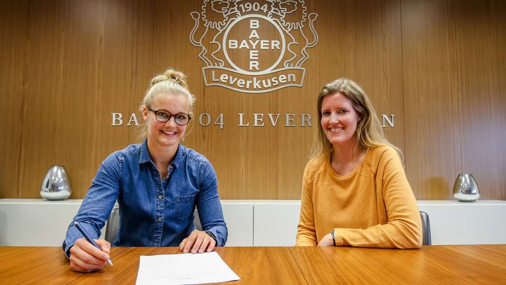 Vertrag bis 2024: Bayer 04 verlängert mit Anna Klink | Bayer04.de