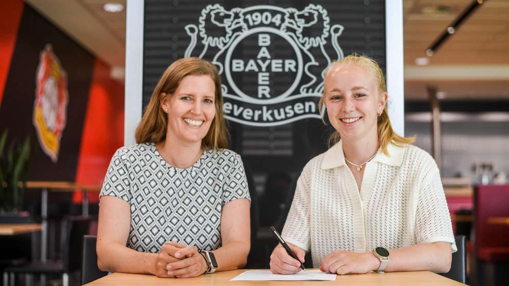 Siems verlängert bei den Bayer 04-Frauen | Bayer04.de