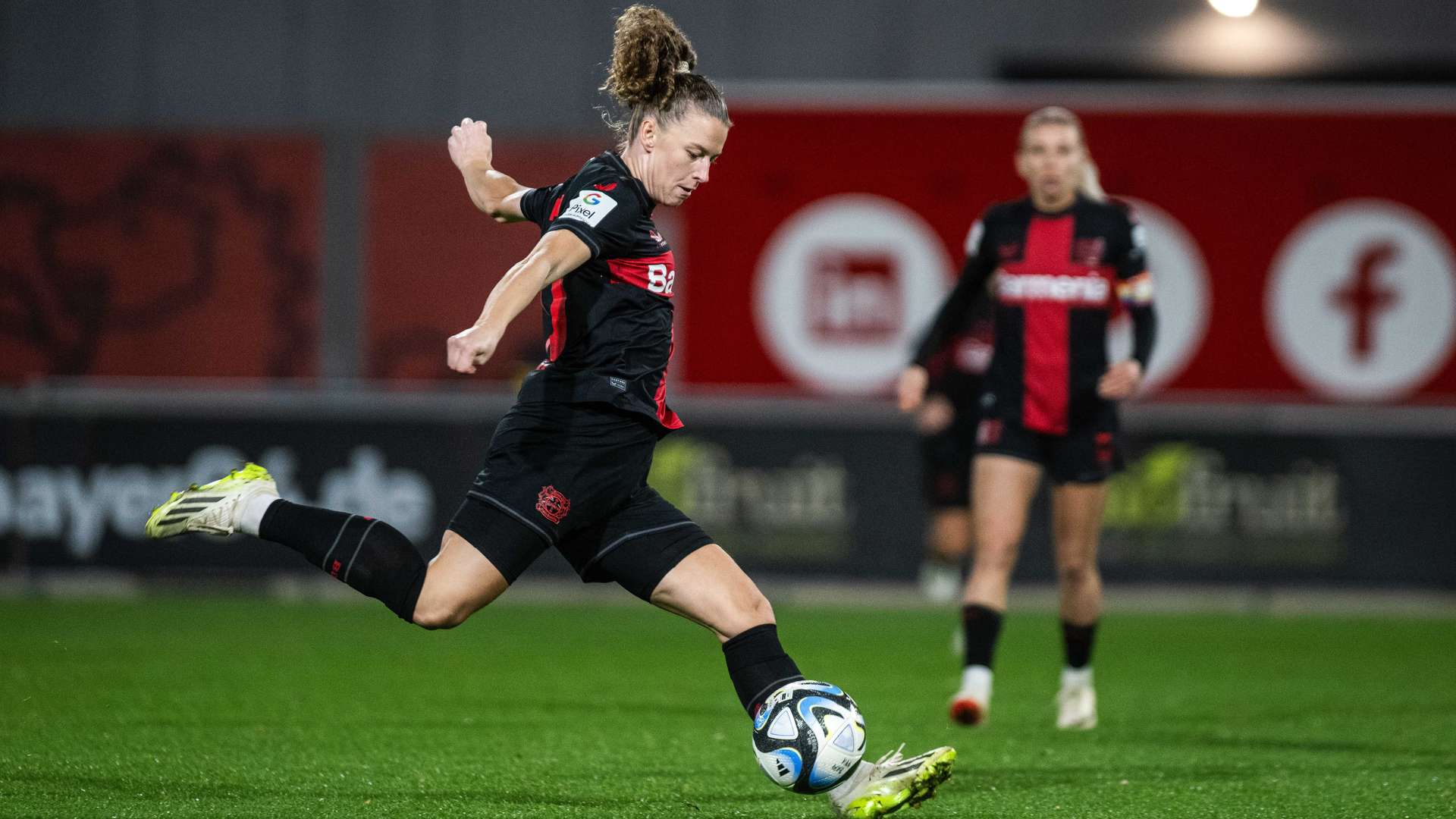 „In jedem Training ans Maximum“: Skinnes Hansen im Interview | Bayer04.de