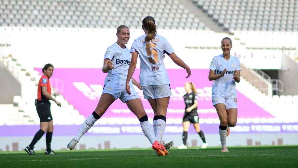 Women's new signing Cornelia Kramer: 'Achieve the maximum' | Bayer04.de