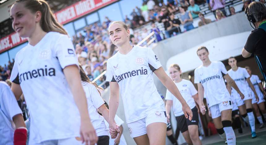Women's new signing Cornelia Kramer: 'Achieve the maximum' | Bayer04.de