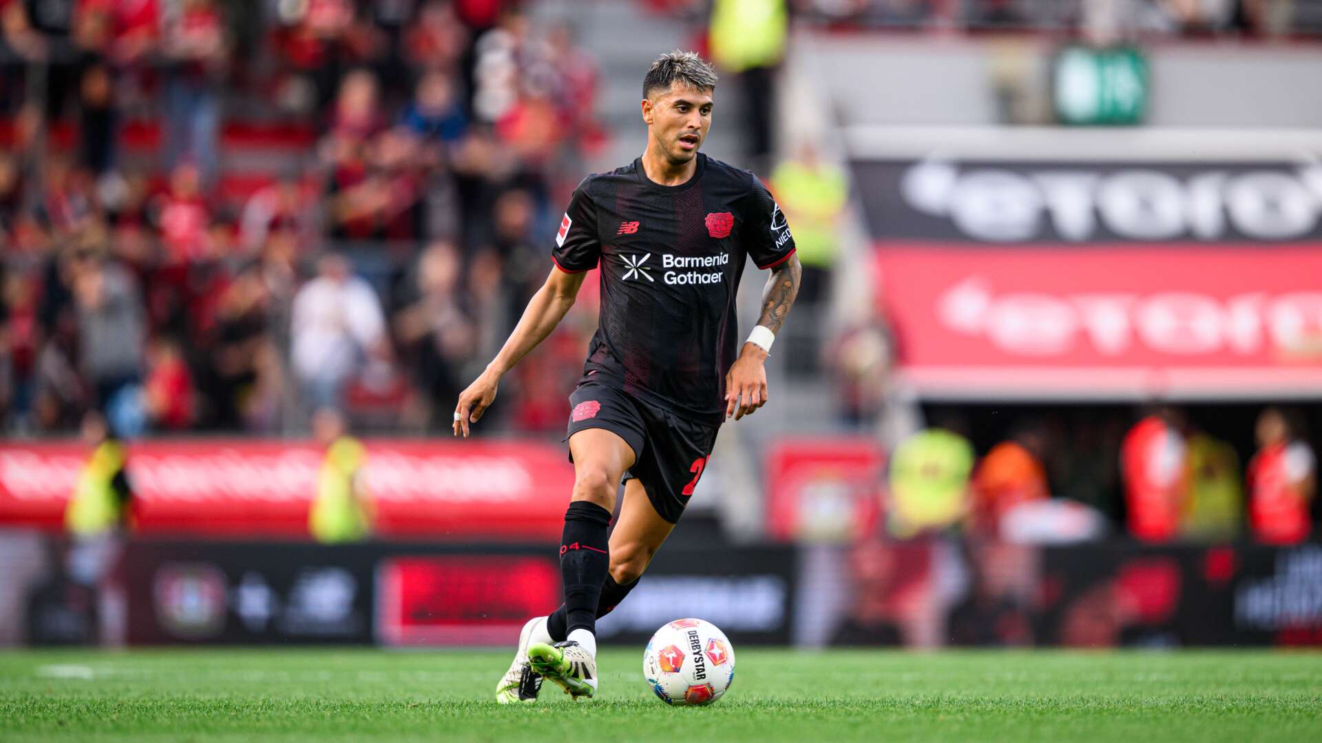 Muskel-Sehnenverletzung: Bayer 04 muss langfristig auf Exequiel Palacios verzichten | Bayer04.de