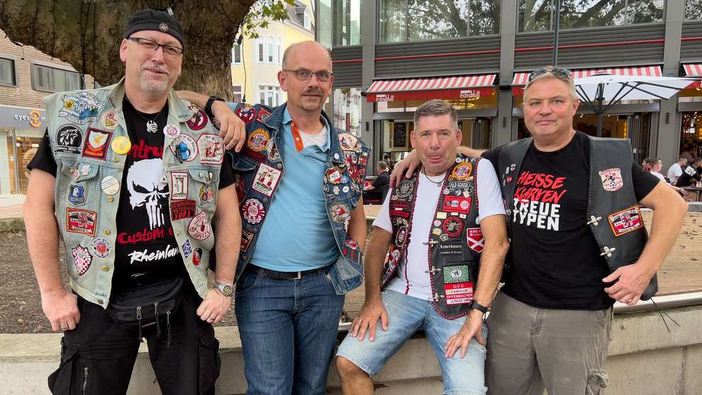 Kutten-Kult: Nie waschen, nur lüften | Bayer04.de