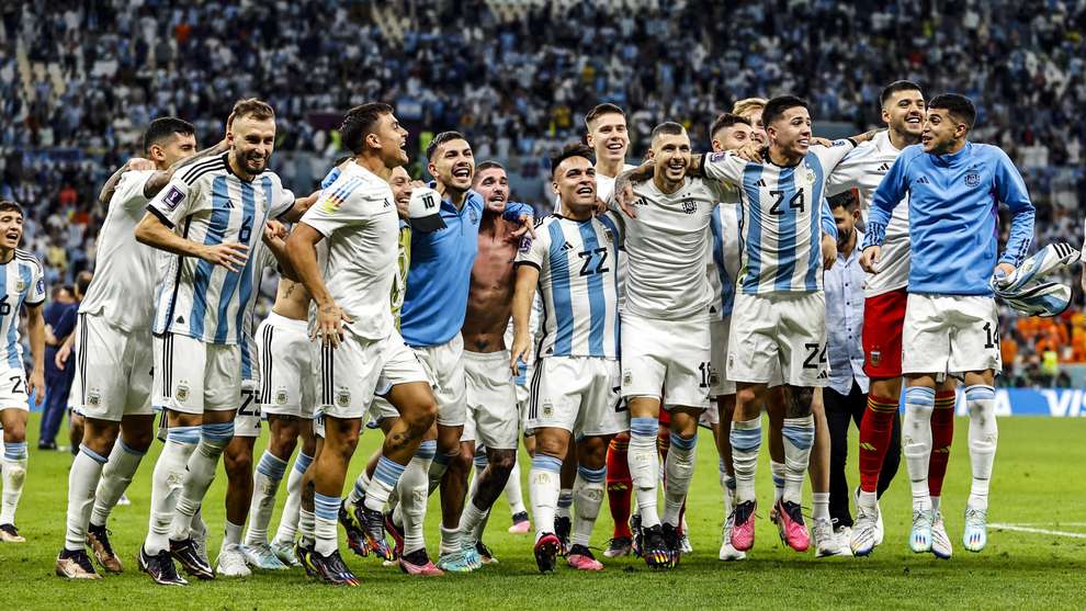 Fußball-WM 2022: Palacios und Argentinien im Halbfinale | Bayer04.de