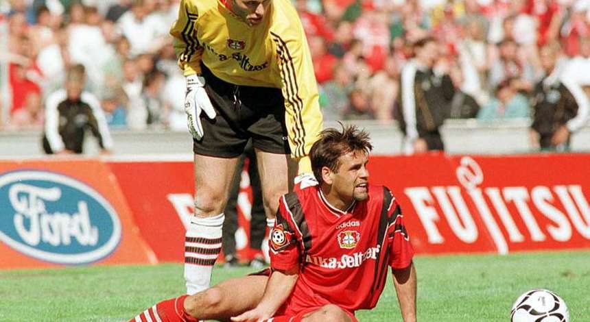 Episode 24: Dirk Heinen – Number 1 of crazy stories | Bayer04.de